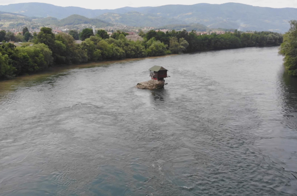 Ovo mesto u Srbiji Kinezi obožavaju: Hiljade i hiljade kilometara ...