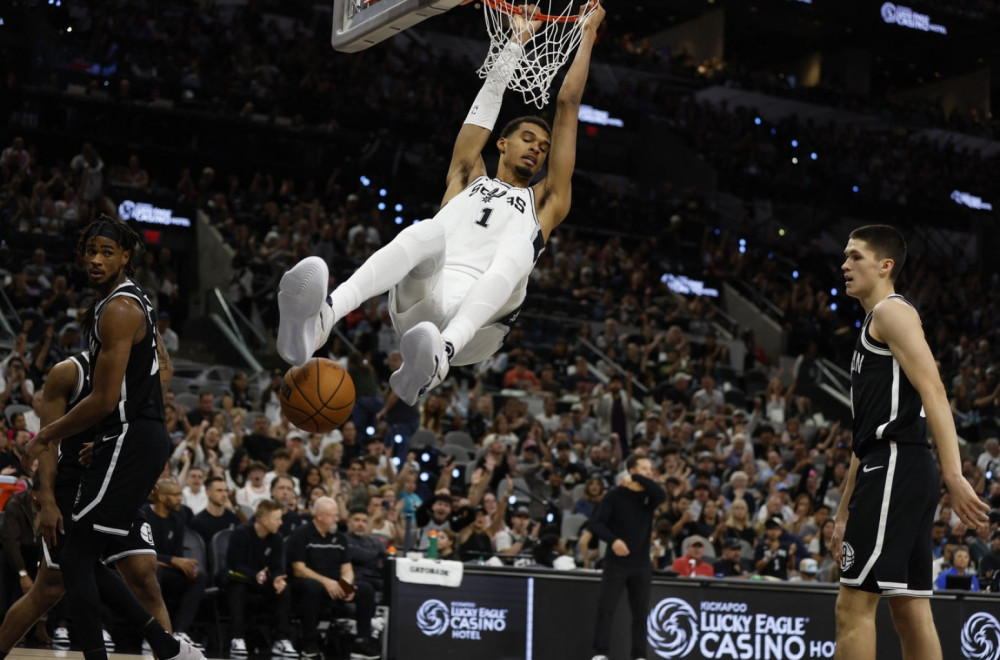 Sparsi preživeli dramu - dabl-dabl Vembanjame - Naslovi.net