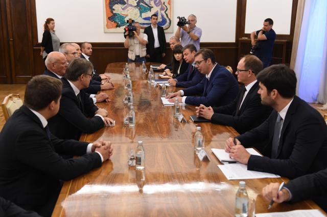 Nemački auto-delovi iz Srbije; Vučić: Najbolji smo - B92