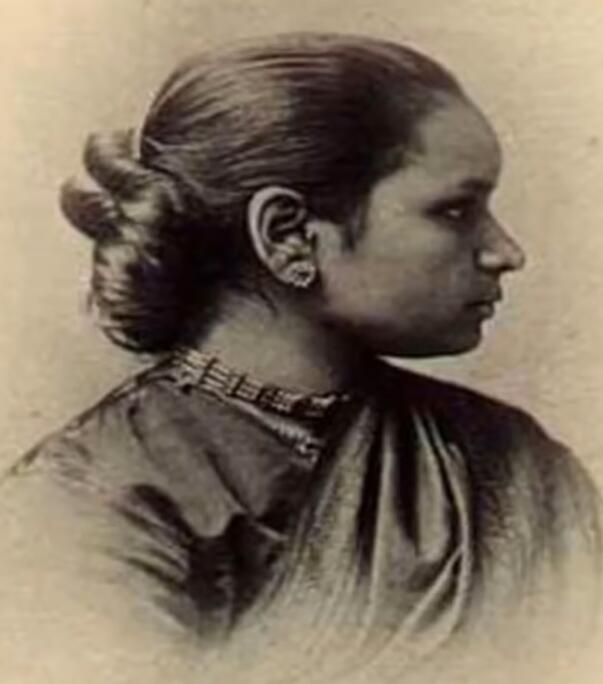 Udali su je sa 9 godina , sa 14 je rodila sina: Prva Indijka lekarka umrla je pre 23. rođendana ...