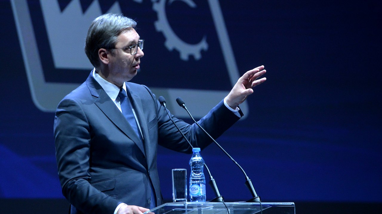 "Vodoinstalateri će imati najveće plate u Srbiji. Nedostaju bravari ...