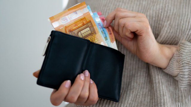 Utorak je: Bikovi ne odustaju od bitnih pitanja, Ovnovi dobijaju finansijsku injekciju, a Rakovi ...