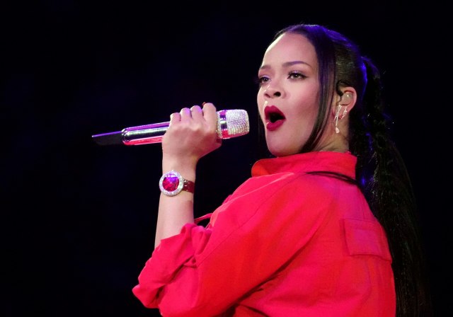 PRVE FOTOGRAFIJE trudne Rijane sa sinom i partnerom: Moja savršena beba ...