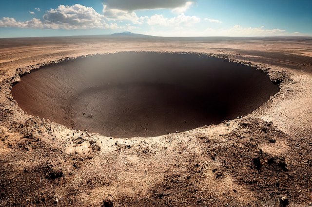 Ogroman krater se otvorio u Turskoj VIDEO - B92