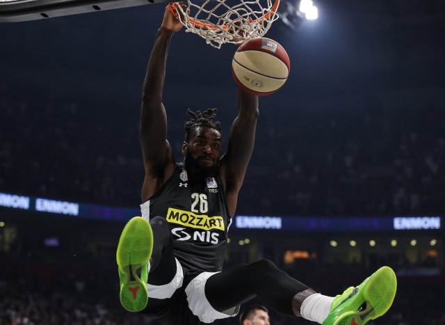 Javio se Lesor i podelio emotivnu fotografiju - B92 sport