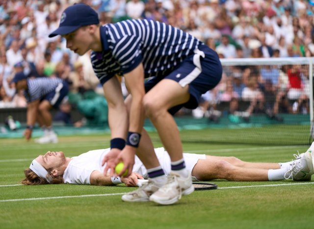 Klinci roboti - B92 sport