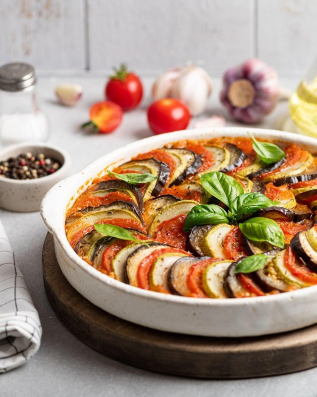 Ratatuj: Vegetarijansko jelo koje će obožavati i najveći ljubitelji ...