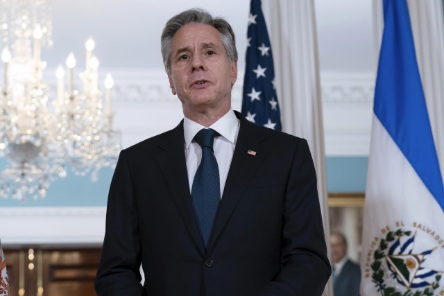 "Diplomatija najbolji način da se reši situacija u Nigeru" - B92