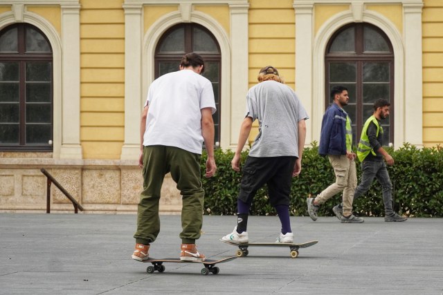 Danas do 27 stepeni - B92