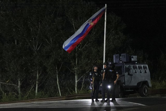 Timoti Les: Propašće - B92