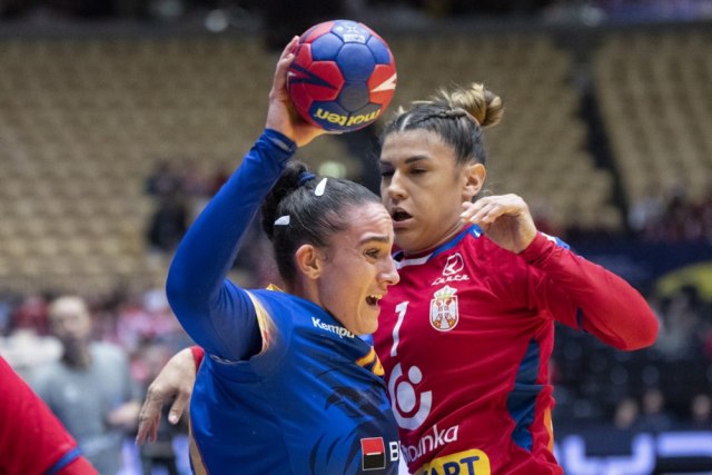 Neprepoznatljivu igru Srbije, Rumunke kaznile na surov način - B92 sport