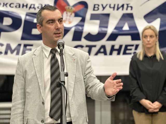 Orlić: Đilasova grupa učestvuje na 49 mesta, toliko o "snazi" FOTO - B92