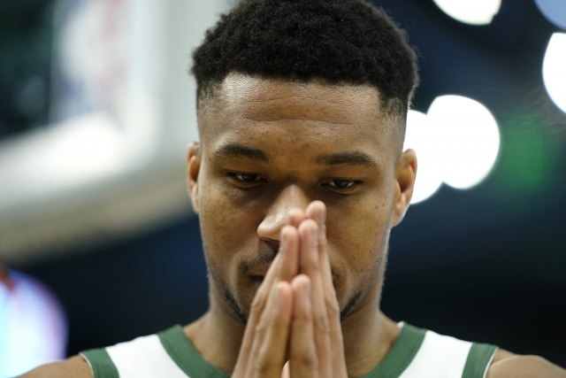 Džordan, Lebron, Garnet i sad Janis – Adetokumbo "smenio" Abdul-Džabara ...