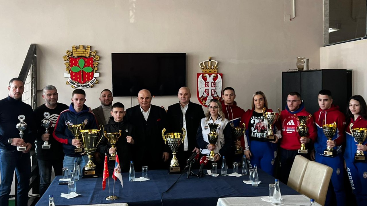 Palma: Mlade ljude da vaspitavamo u sportskom duhu, a ne kao u Hrvatskoj FOTO - Jagodina - Sport ...