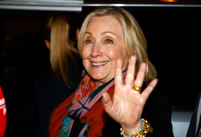 Hilari Klinton u zanosu pleše uz "Makarenu" VIDEO - B92